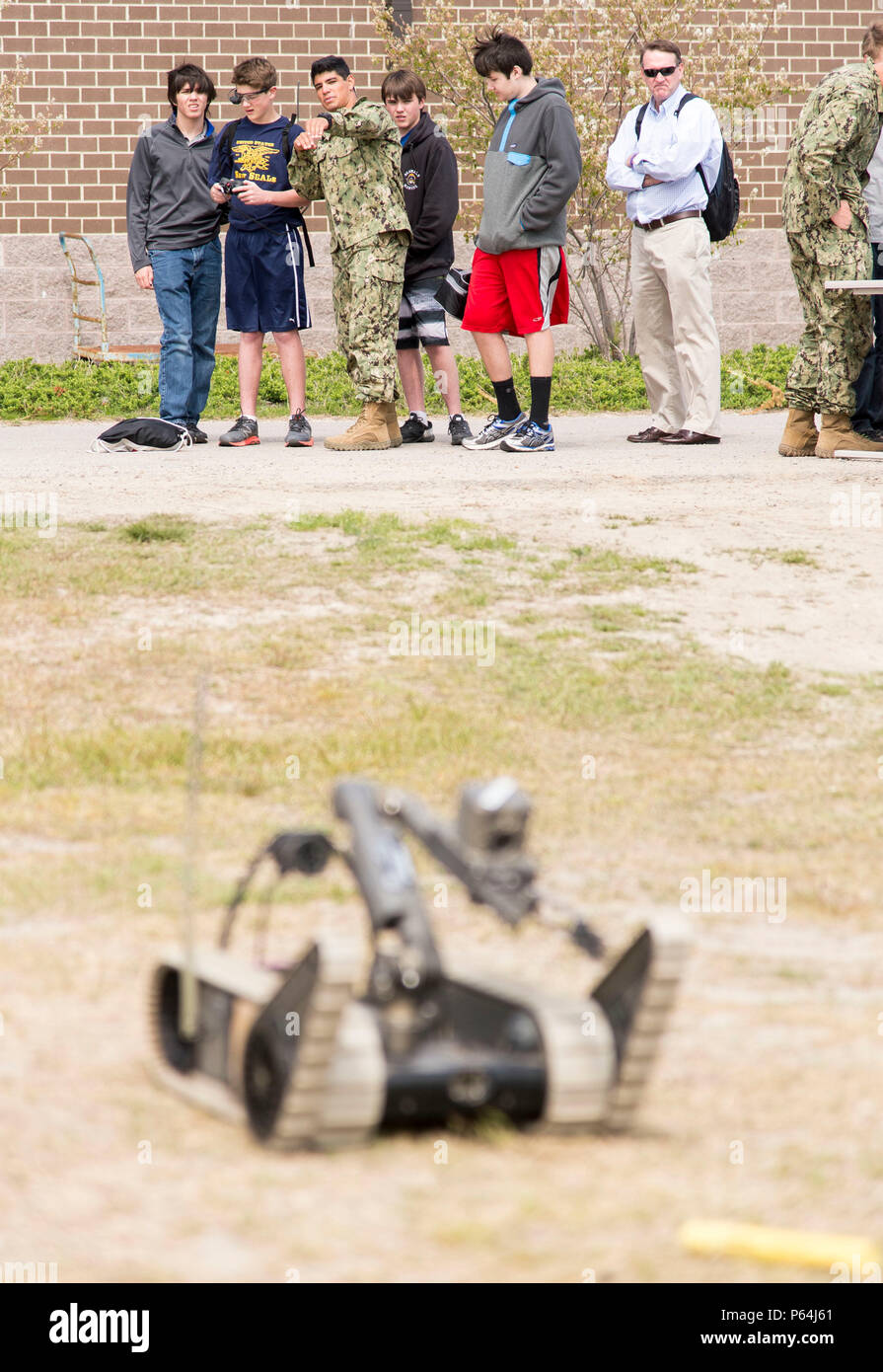 Packbot bomb hi-res stock photography and images - Alamy