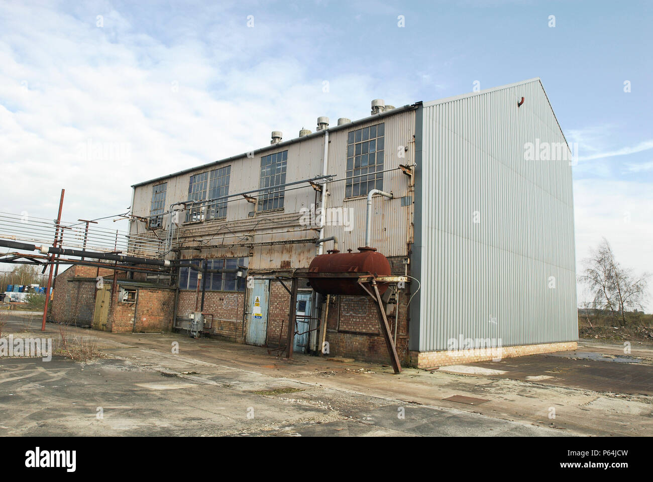 Uk factory demolition hi-res stock photography and images - Alamy