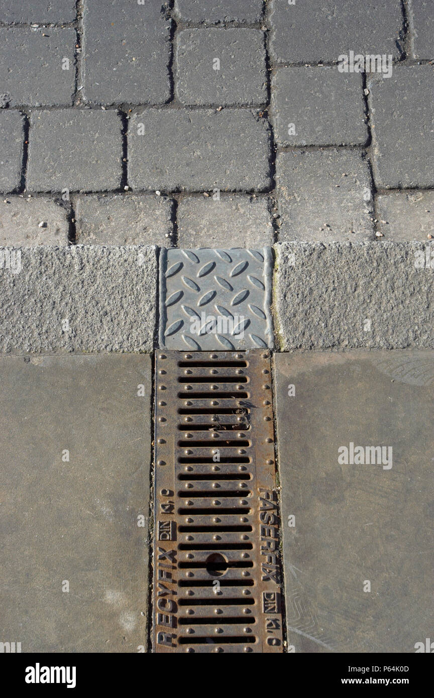 Overflow water hi-res stock photography and images - Alamy