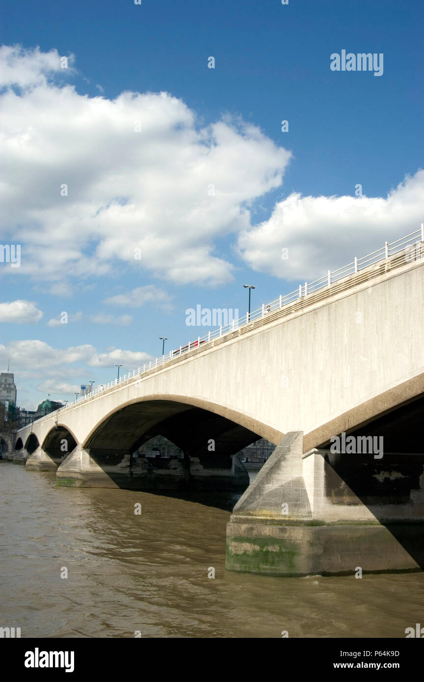 Southwark and waterloo bridges hi-res stock photography and images - Alamy
