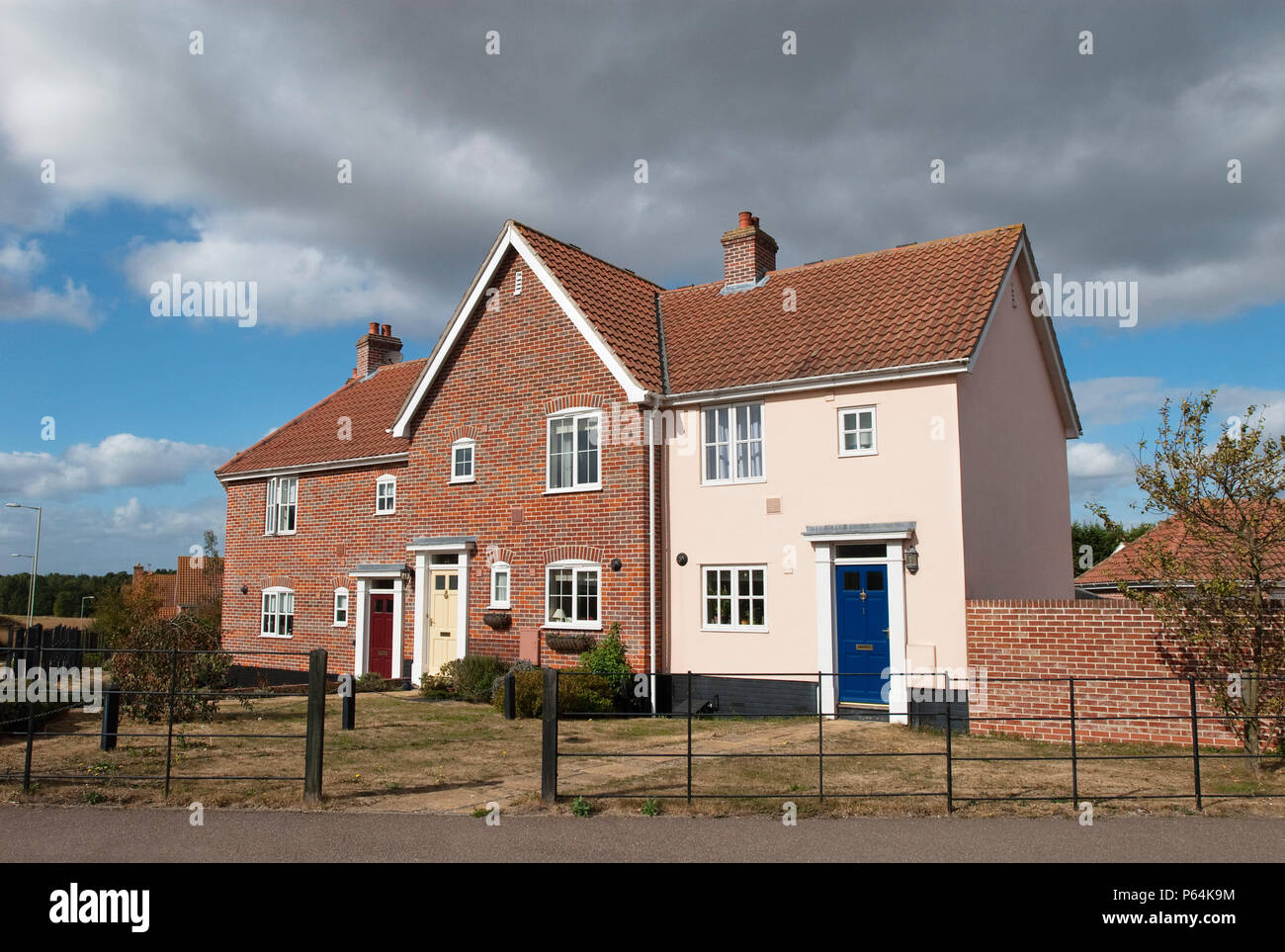Detached housing hi-res stock photography and images - Alamy