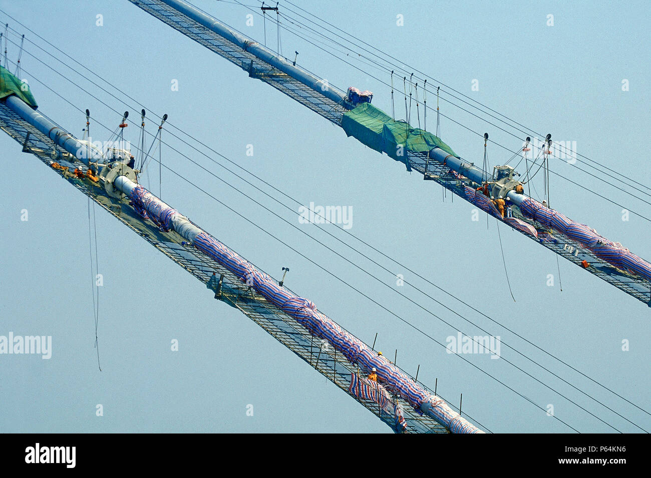 Cable spinning hi-res stock photography and images - Alamy