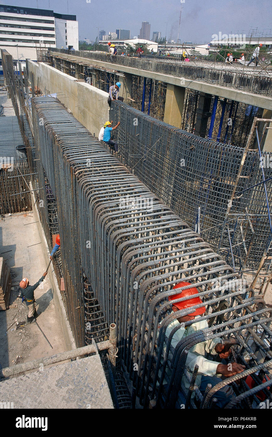 Fixing steel reinforcement for in situ concrete structure, Bangkok ... Fixing steel reinforcement for in situ concrete structure, Bangkok ...