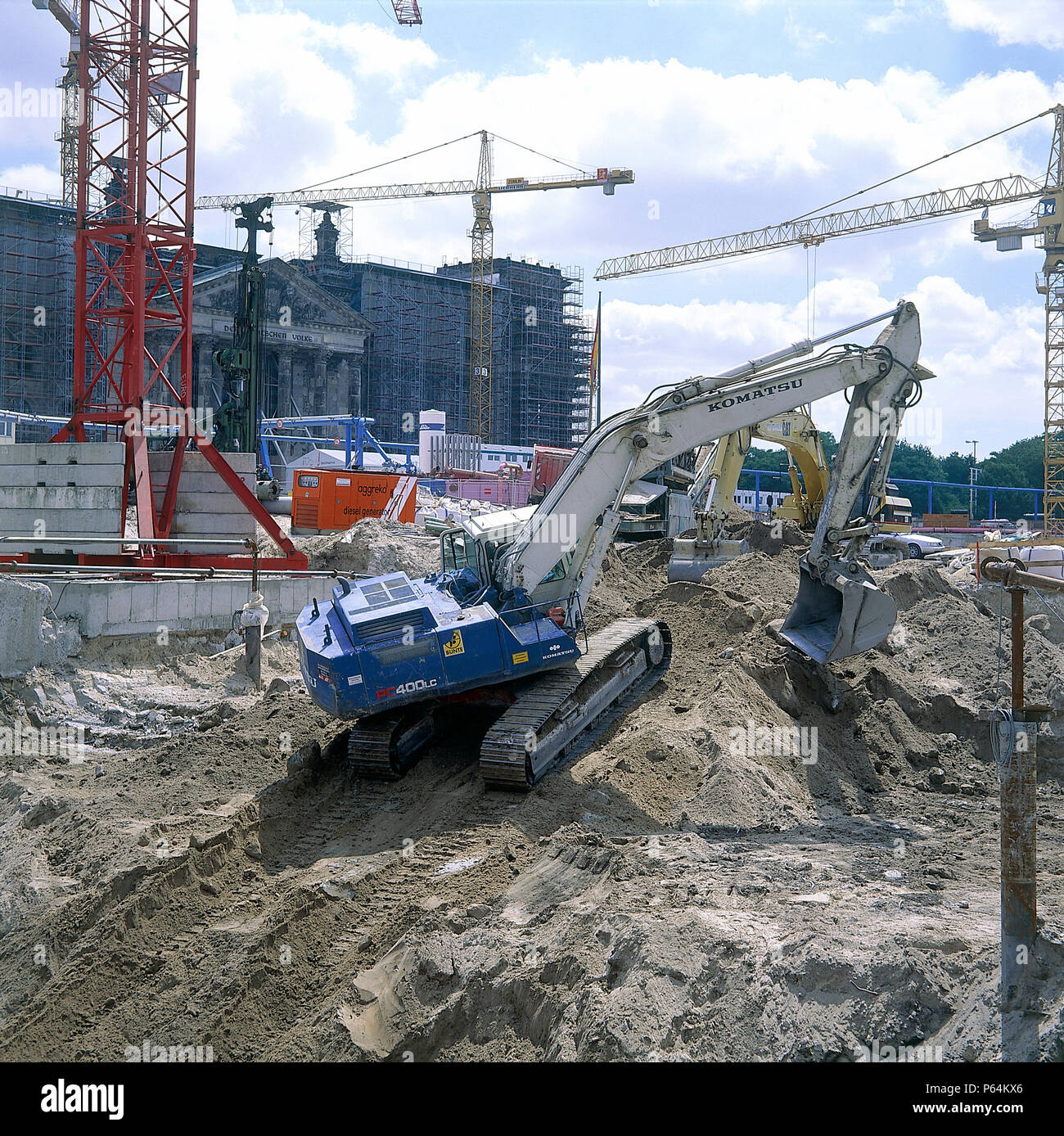 Komatsu pc400lc excavator hi-res stock photography and images - Alamy