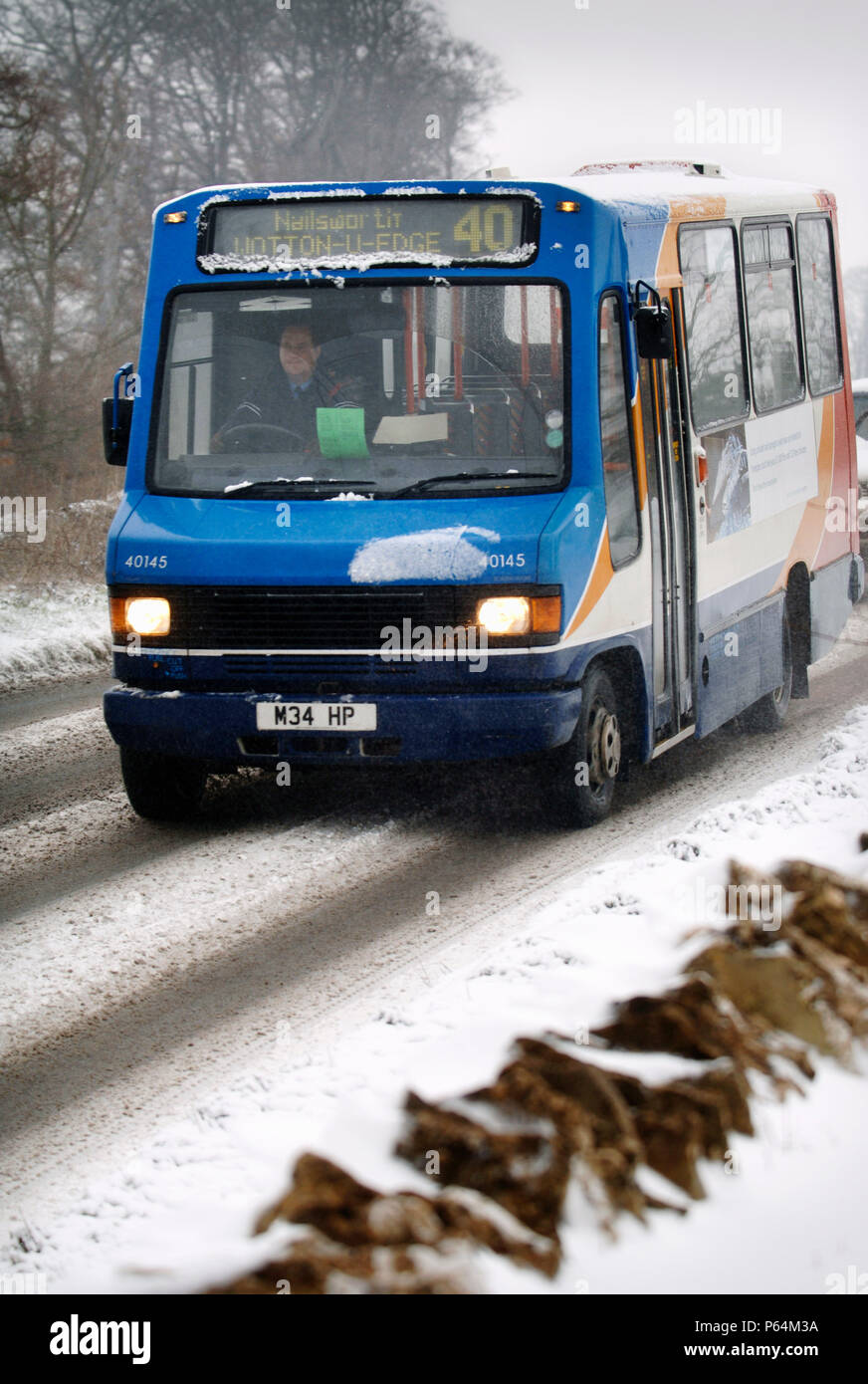 Bus on snow hi-res stock photography and images - Alamy