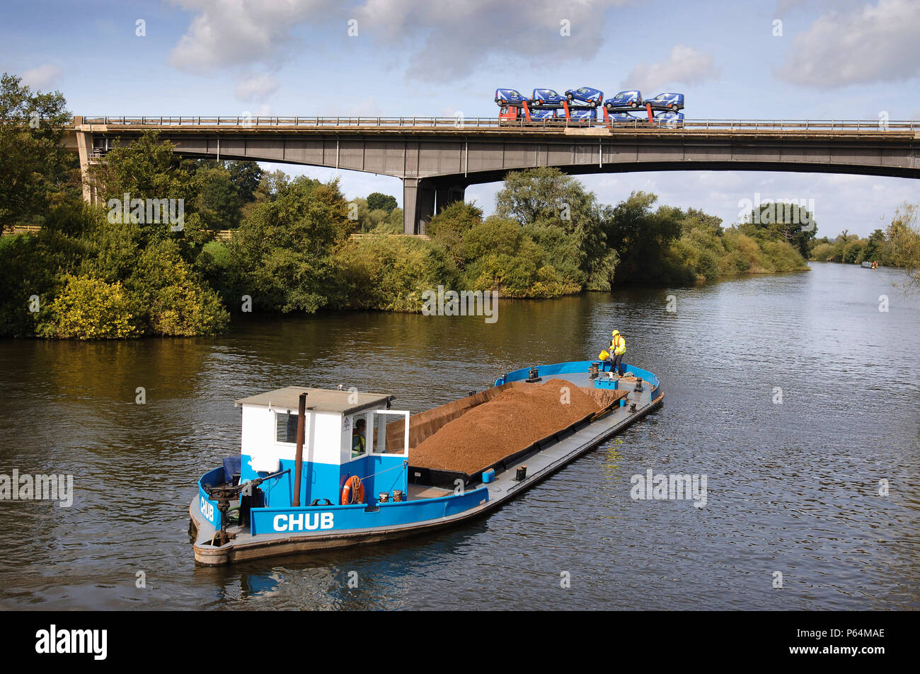 A barge loaded with aggregates leaving the Ripple Quarry Dock on the ...