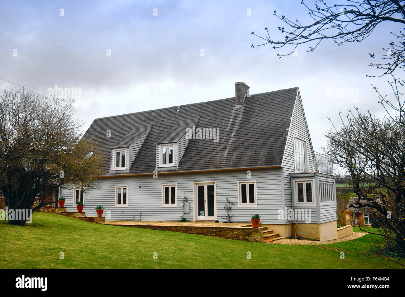Timber clad house hi-res stock photography and images - Alamy