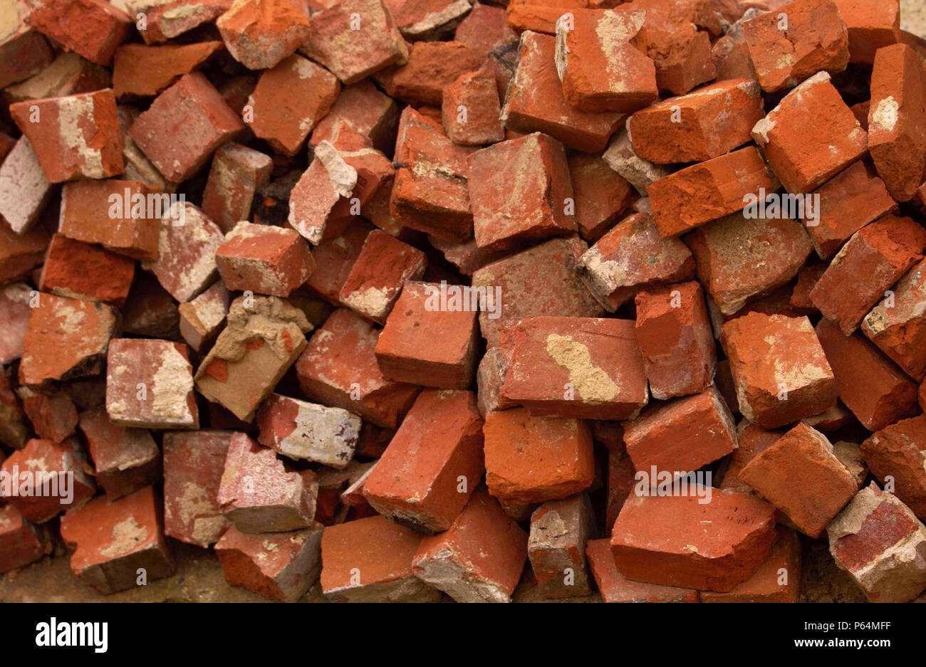 Used bricks hi-res stock photography and images - Alamy