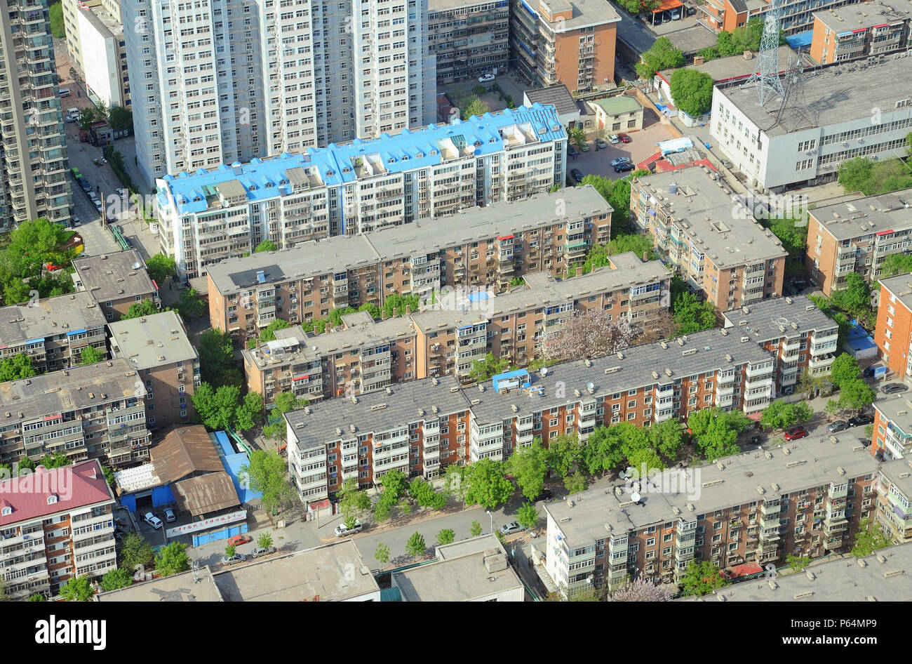 Residential blocks hi-res stock photography and images - Alamy