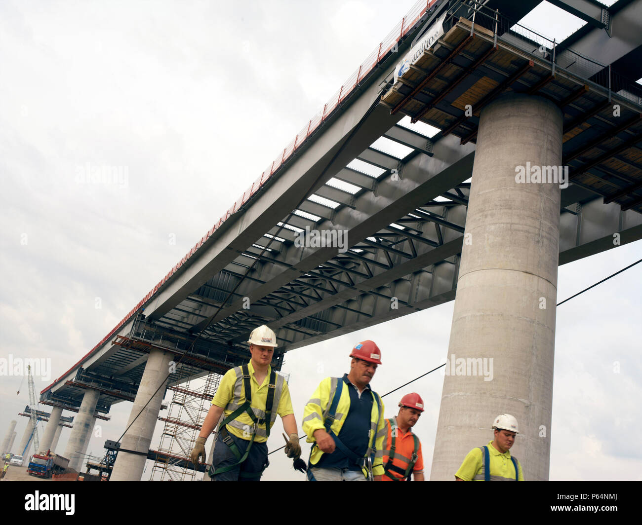 Swale bridge hi-res stock photography and images - Alamy
