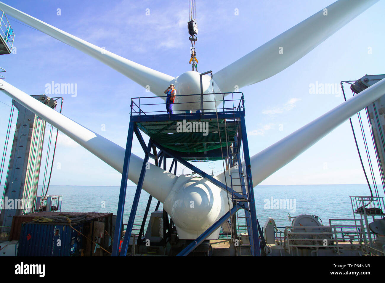 First Nacelles onboard the sea energy jackup ship ready for lifting ...