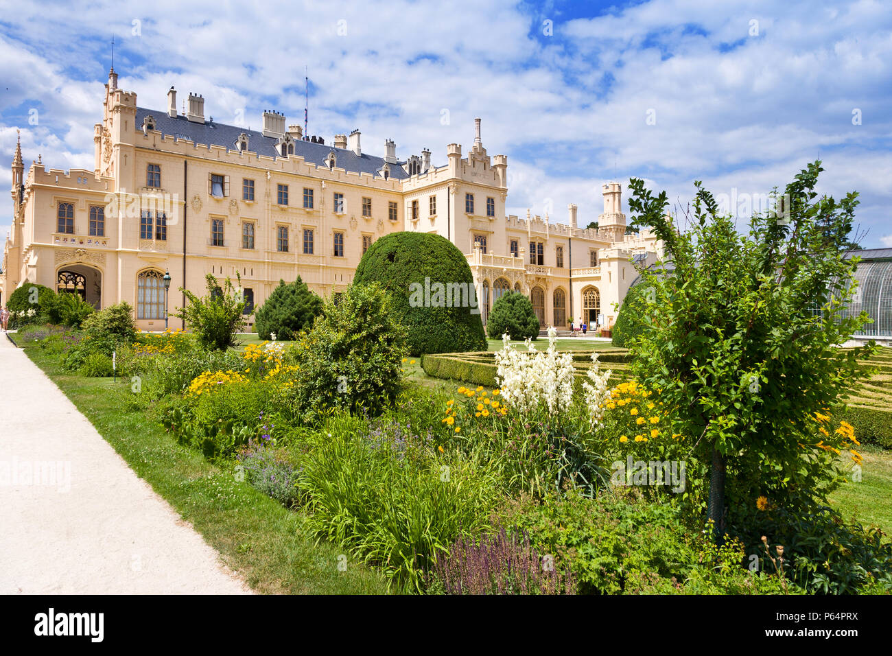 Zamek lednice hi-res stock photography and images - Alamy