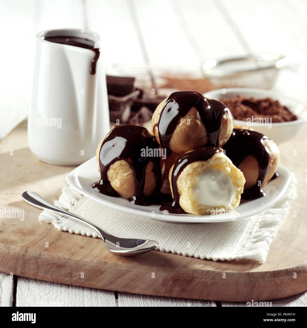 Chocolate pudding dessert in hi-res stock photography and images - Alamy