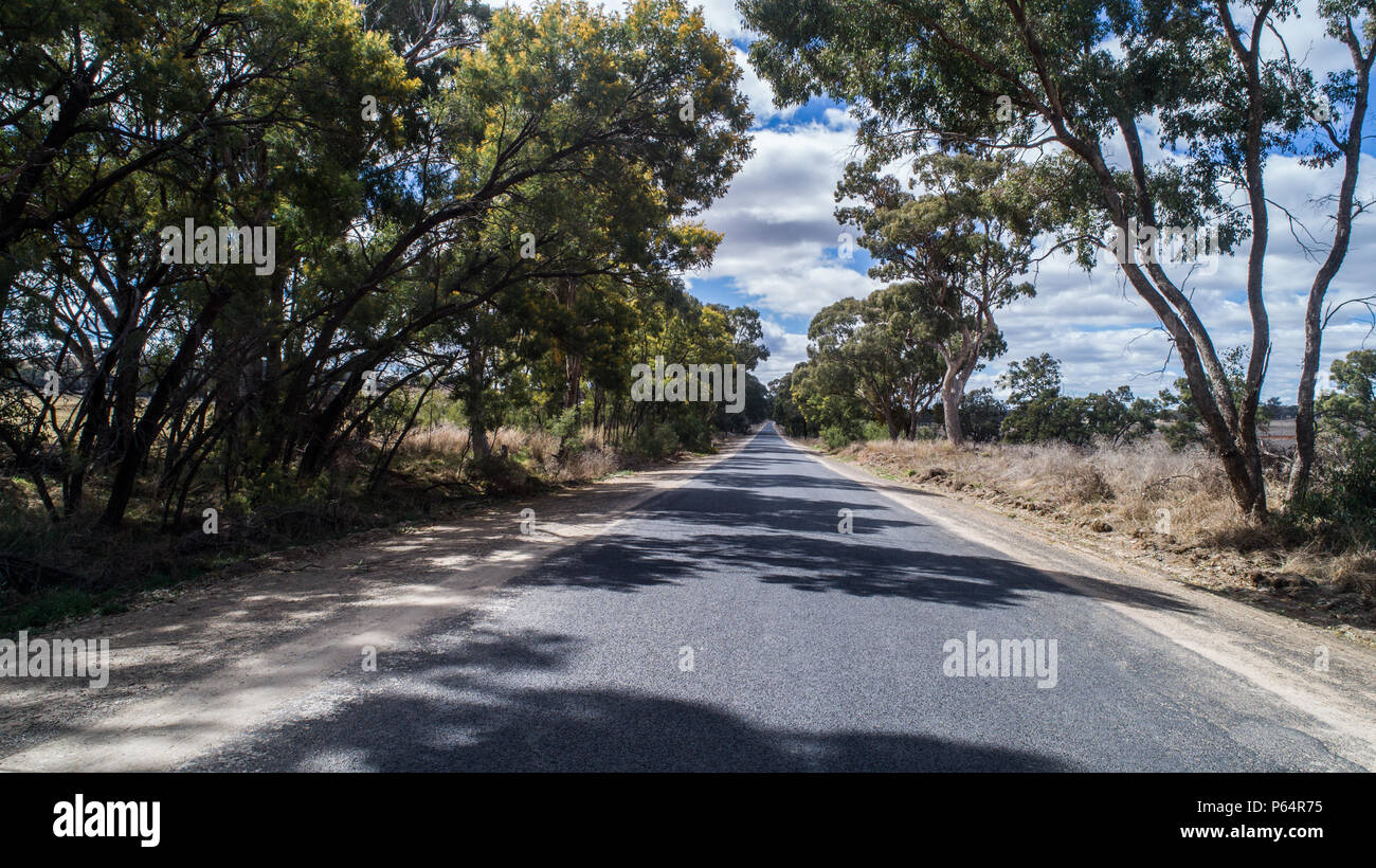Australian Country Road Stock Photos & Australian Country Road Stock ...