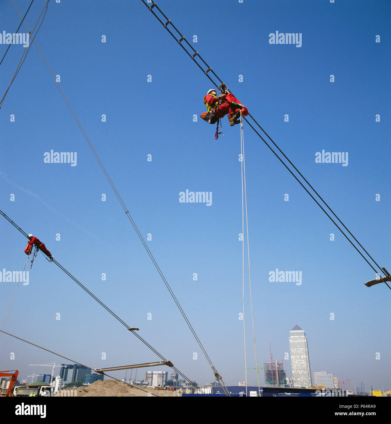 Which support the millennium dome hi-res stock photography and images ...