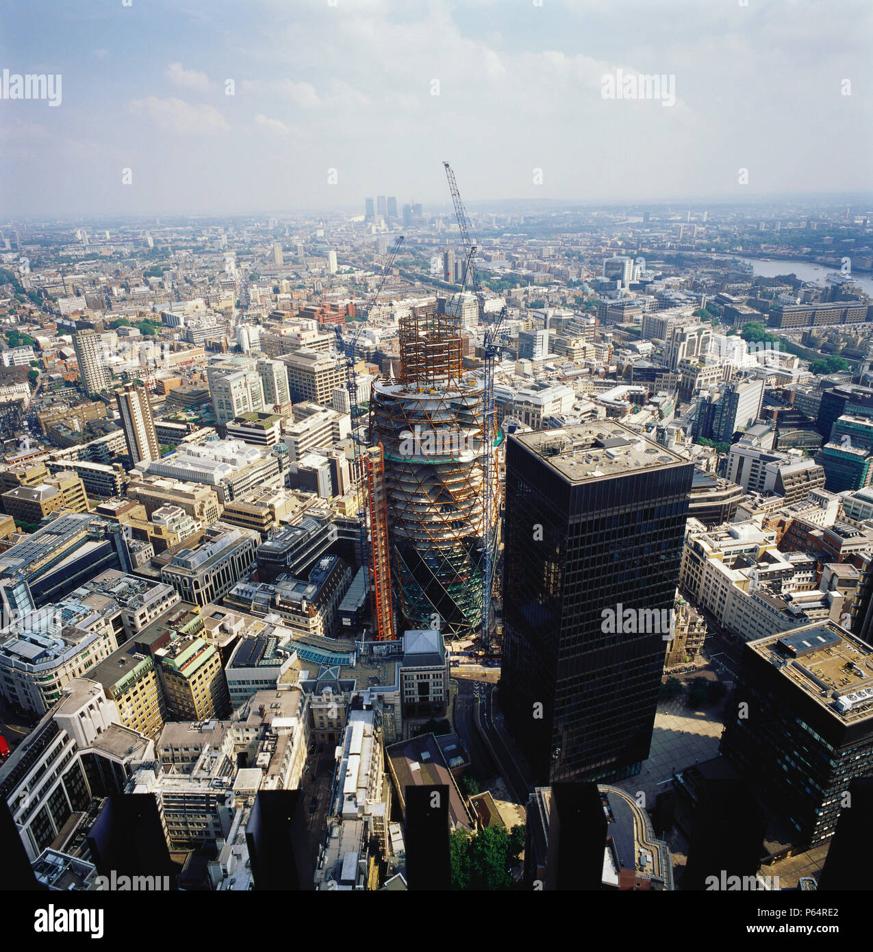 30 st mary axe construction hi-res stock photography and images - Alamy