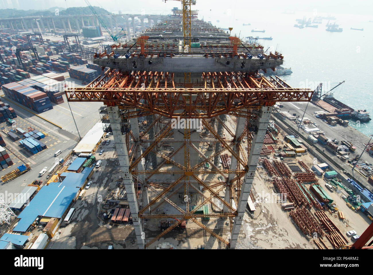 Approach channel hi-res stock photography and images - Alamy