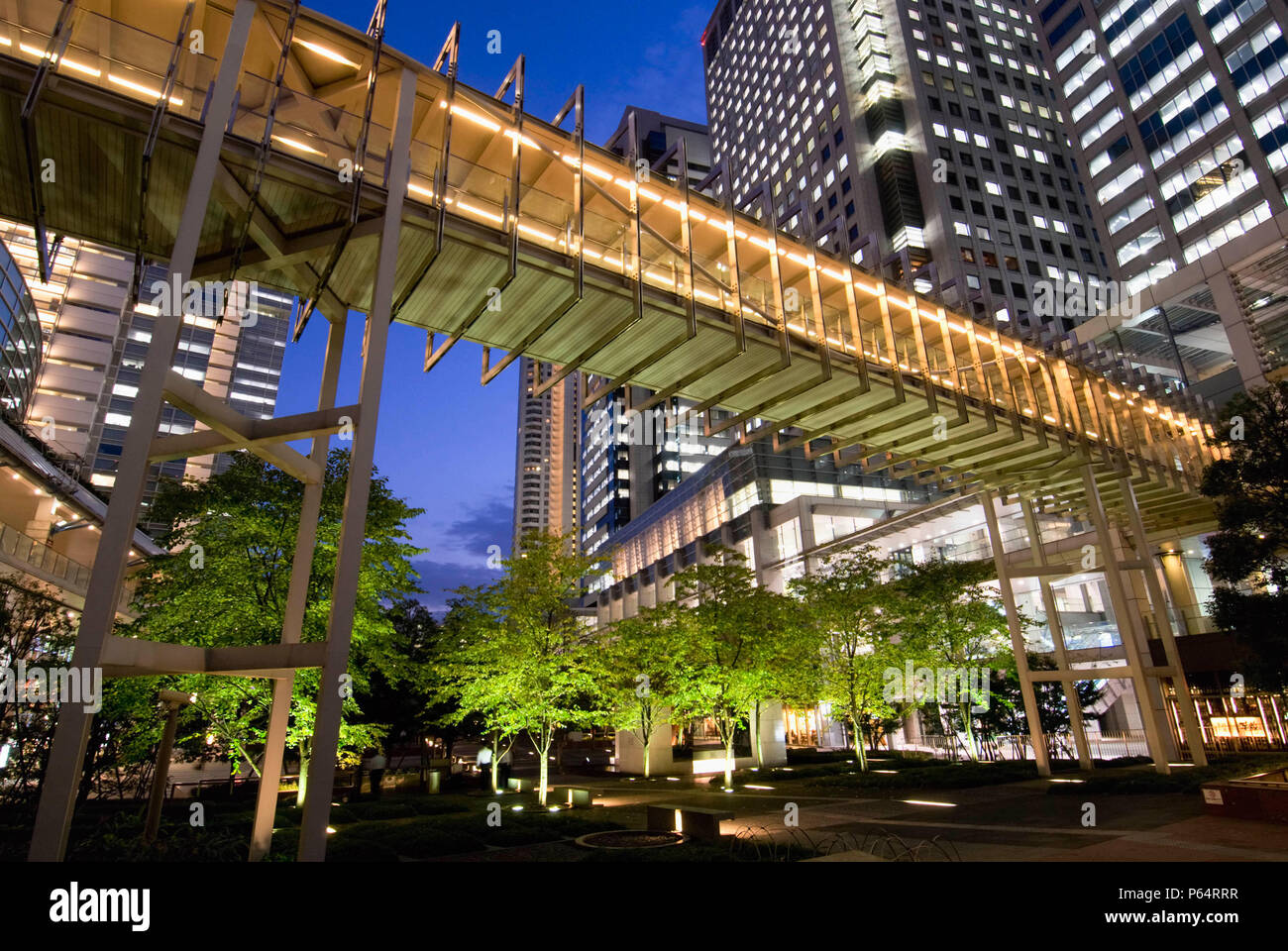 Tokyo highrise buildings hi-res stock photography and images - Alamy
