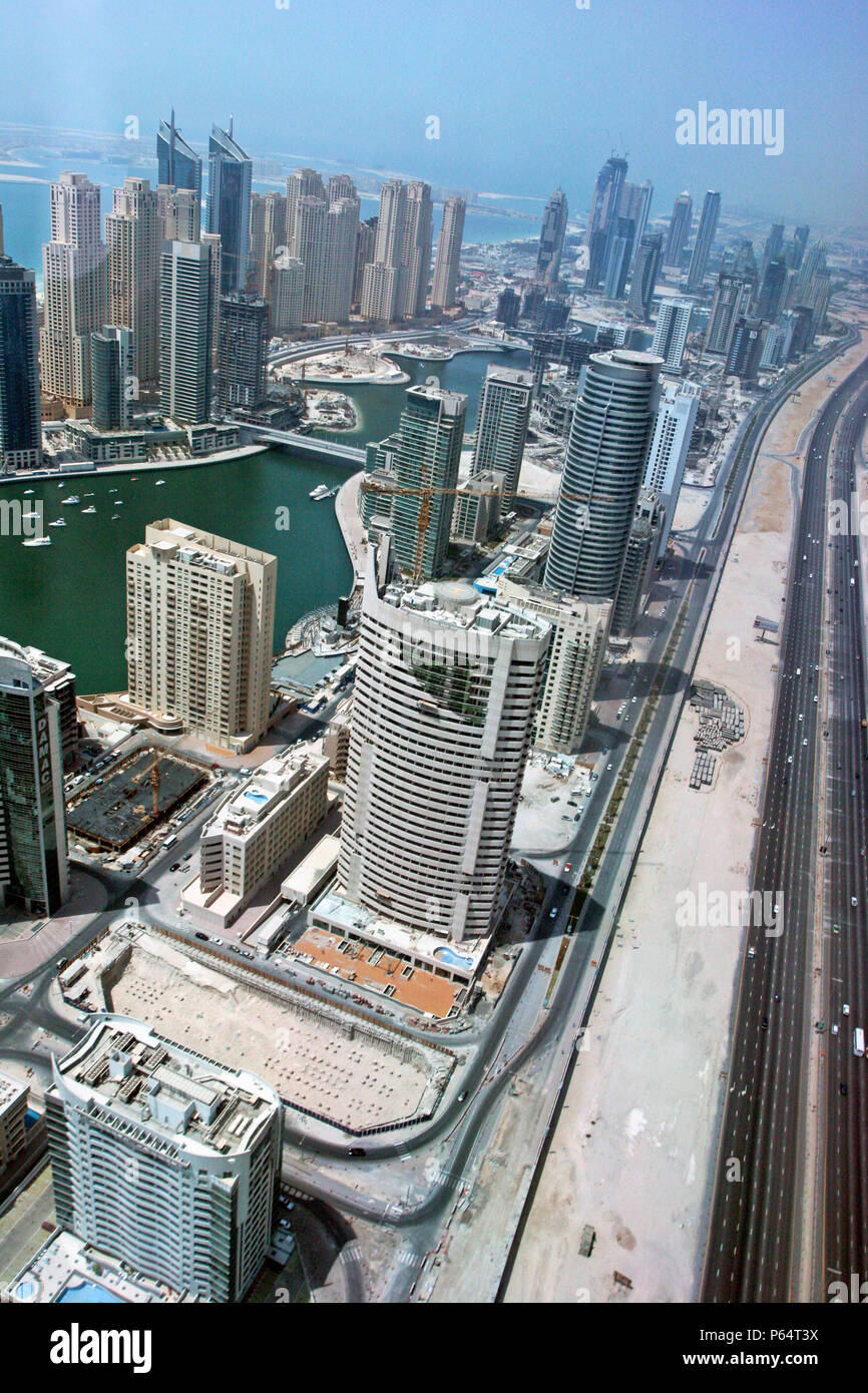 Dubai sky scraper beach hi-res stock photography and images - Alamy