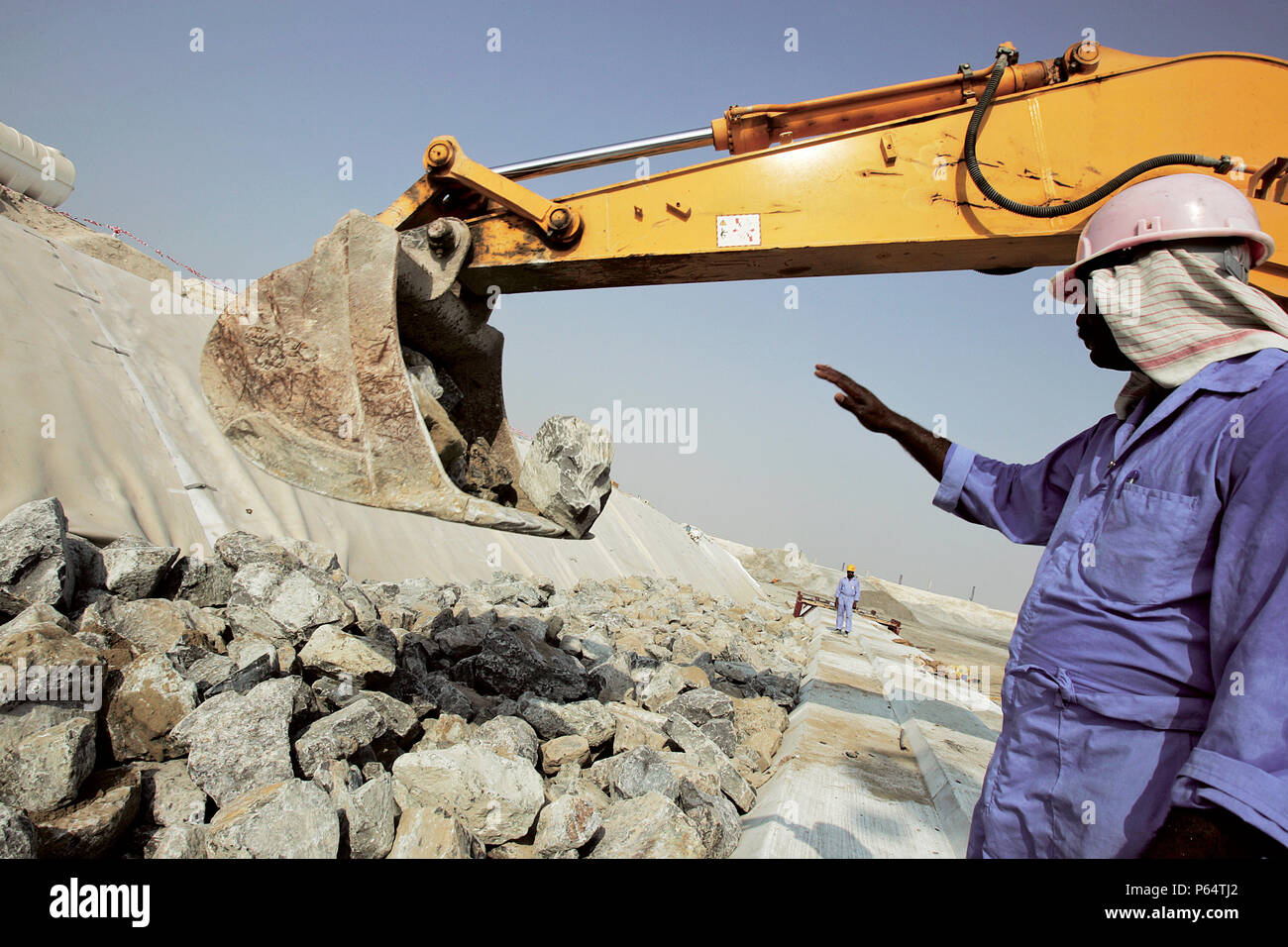Quay Wall, Dubai Creek extention site at the Dubai Business Bay, Dubai ...