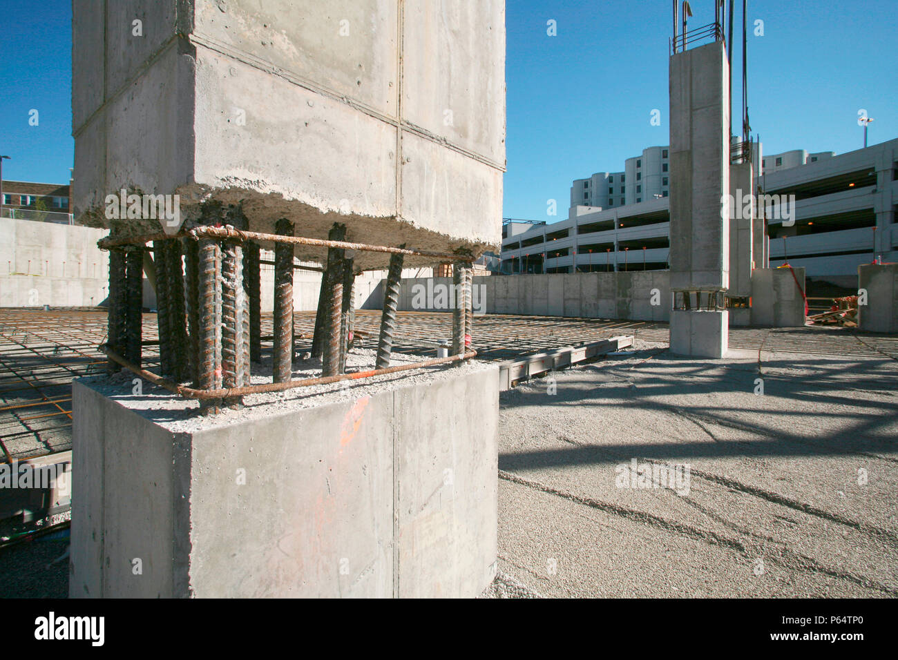 Reinforced concrete with rebar showing, close up Stock Photo - Alamy
