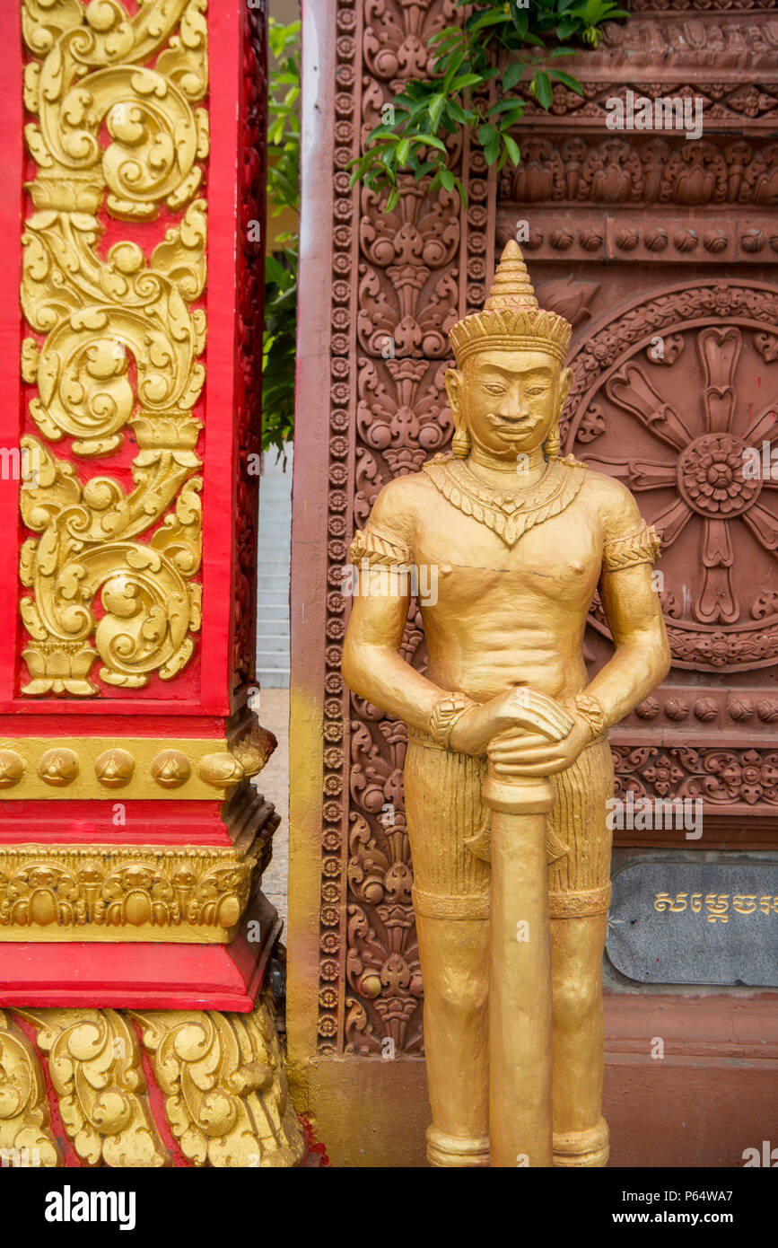 Decoration at the Wall of the Wat Ounalom at the Tonle Sap River in the ...