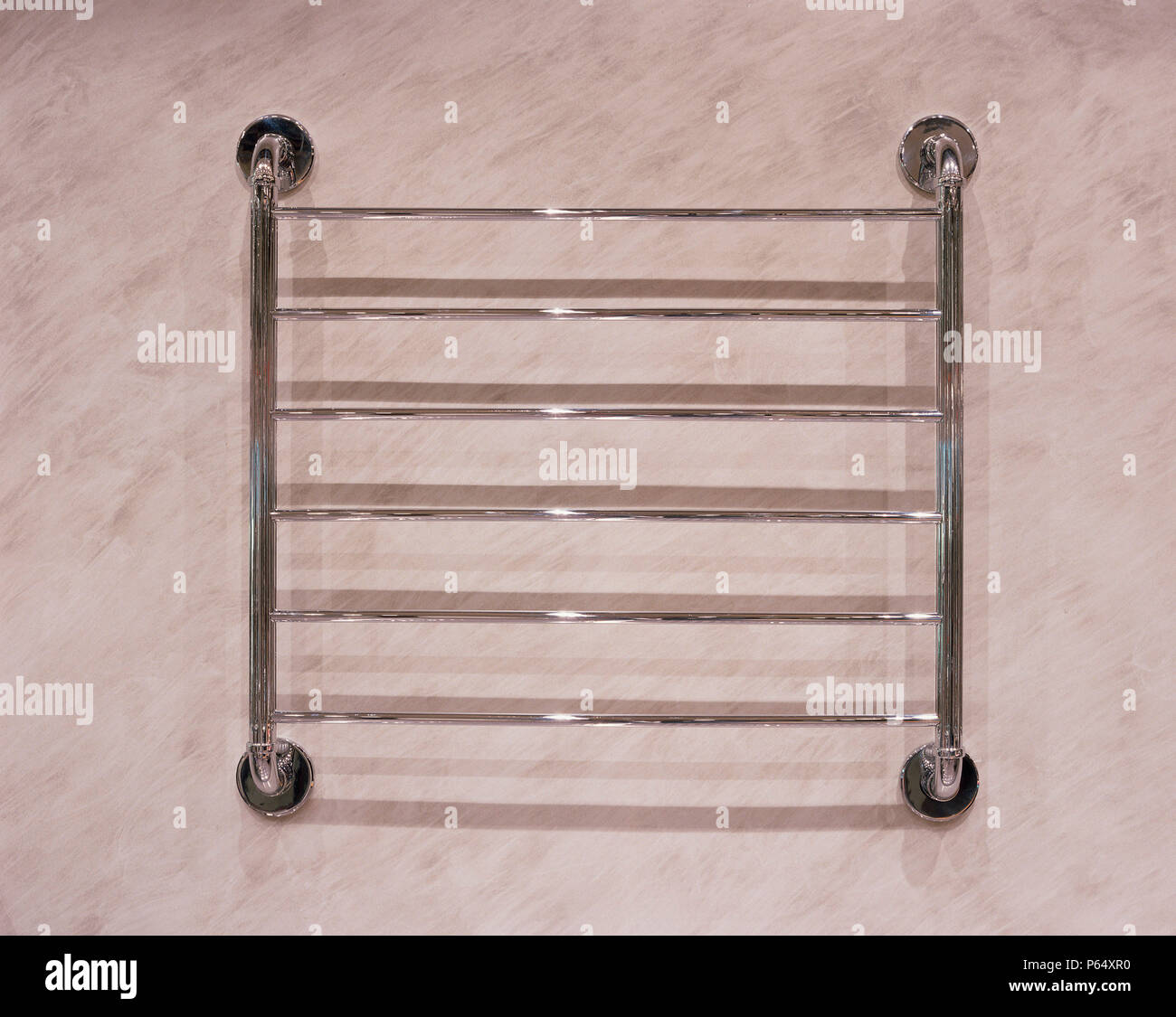 Towel rack hi-res stock photography and images - Alamy