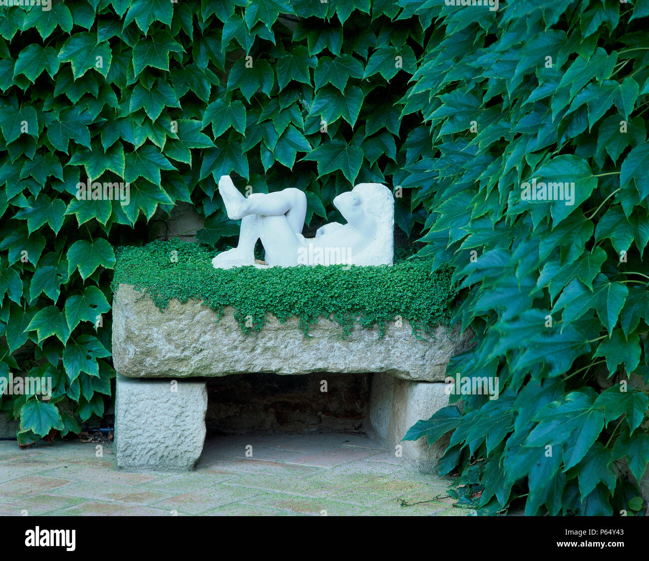 View of a beautiful sculpture on a rostrum Stock Photo - Alamy