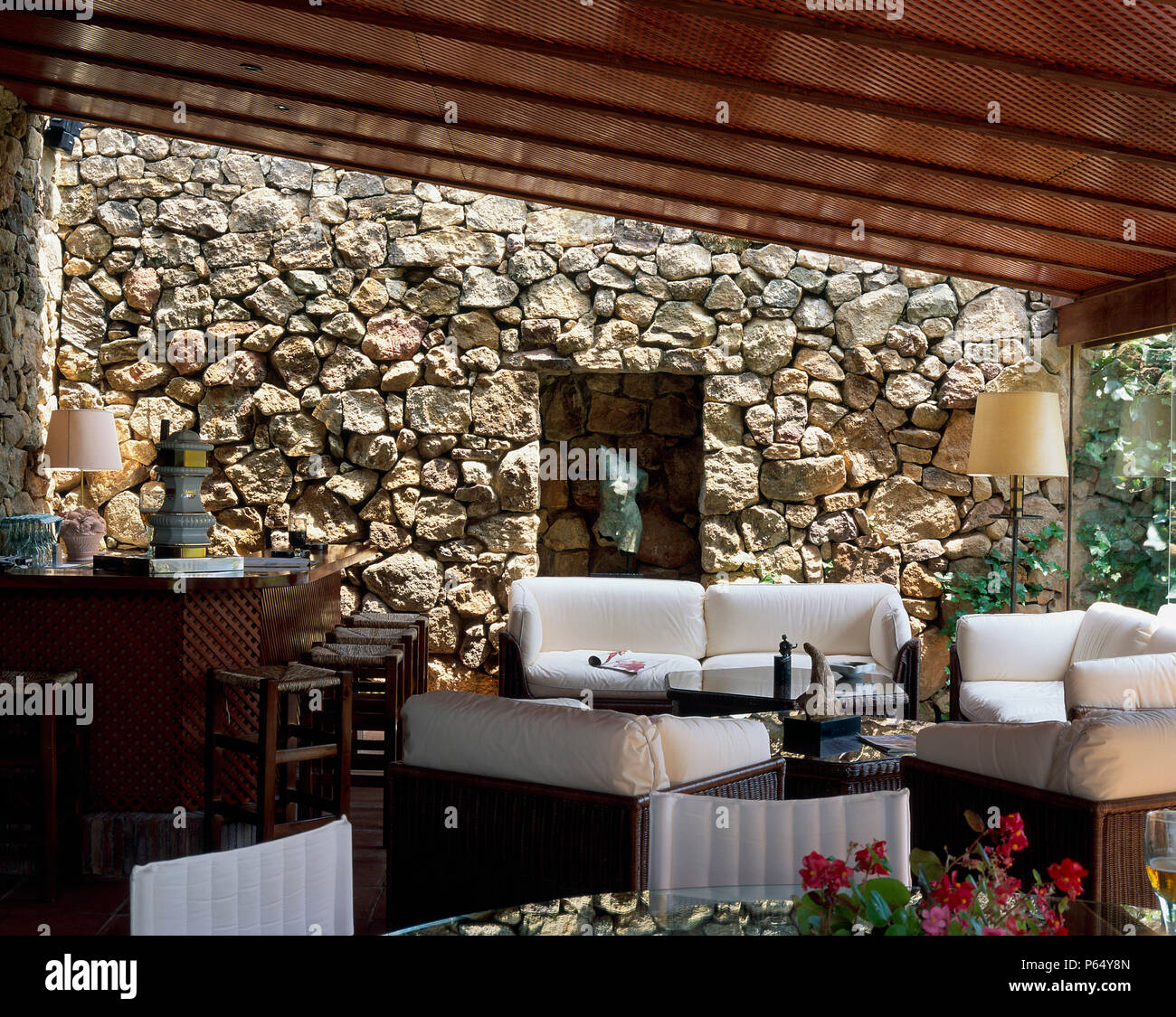 Comfortable seating hi-res stock photography and images - Alamy