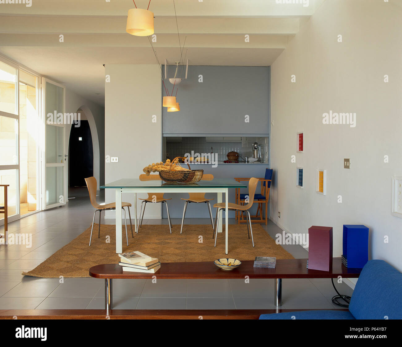 Kitchen benches hi-res stock photography and images - Alamy