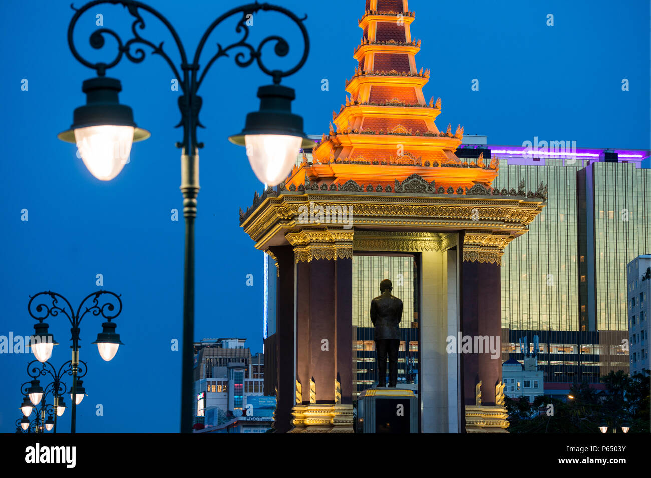 Norodom square hi-res stock photography and images - Alamy