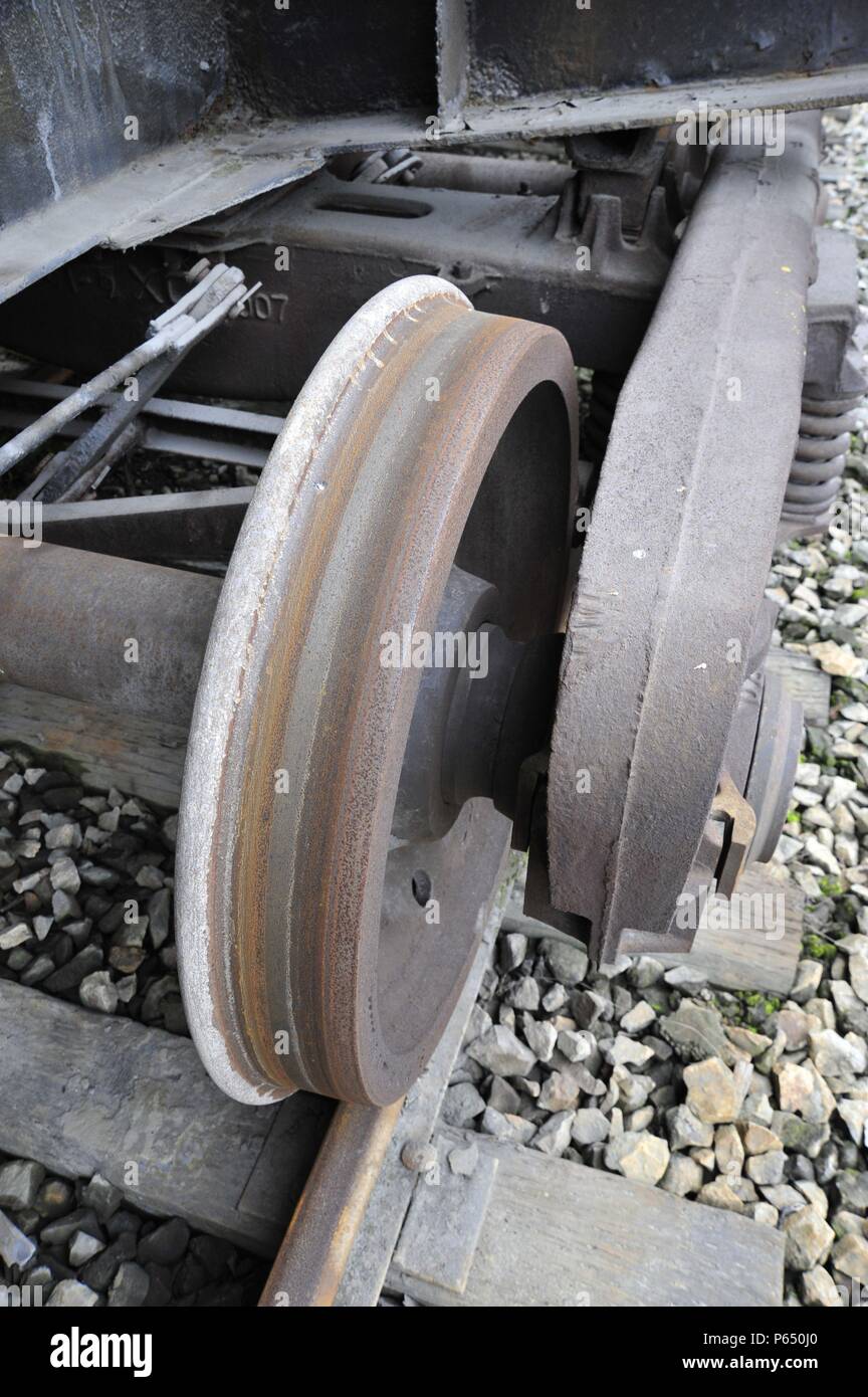 Train wheel bogie hi-res stock photography and images - Alamy