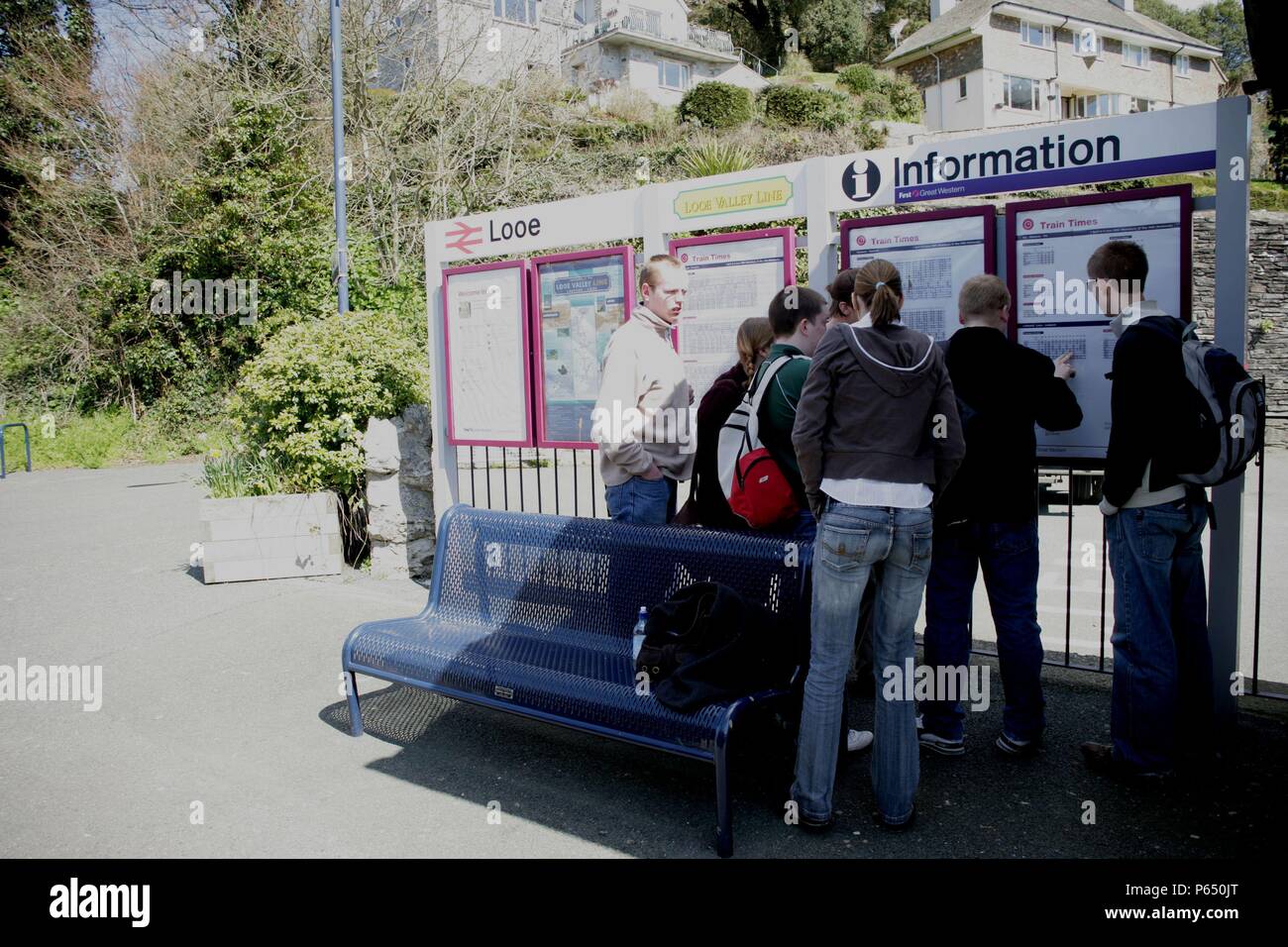 Looe cornwall liskeard train hi-res stock photography and images - Alamy