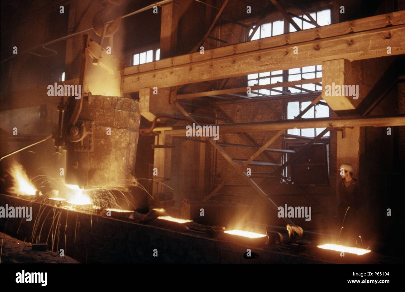 Molten metal train hi-res stock photography and images - Alamy