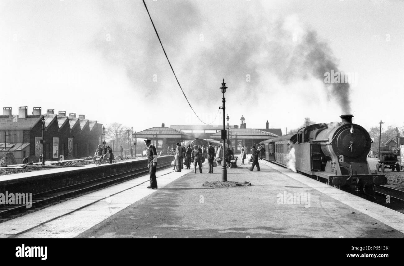 Metropolitan railway steam train hi-res stock photography and images ...