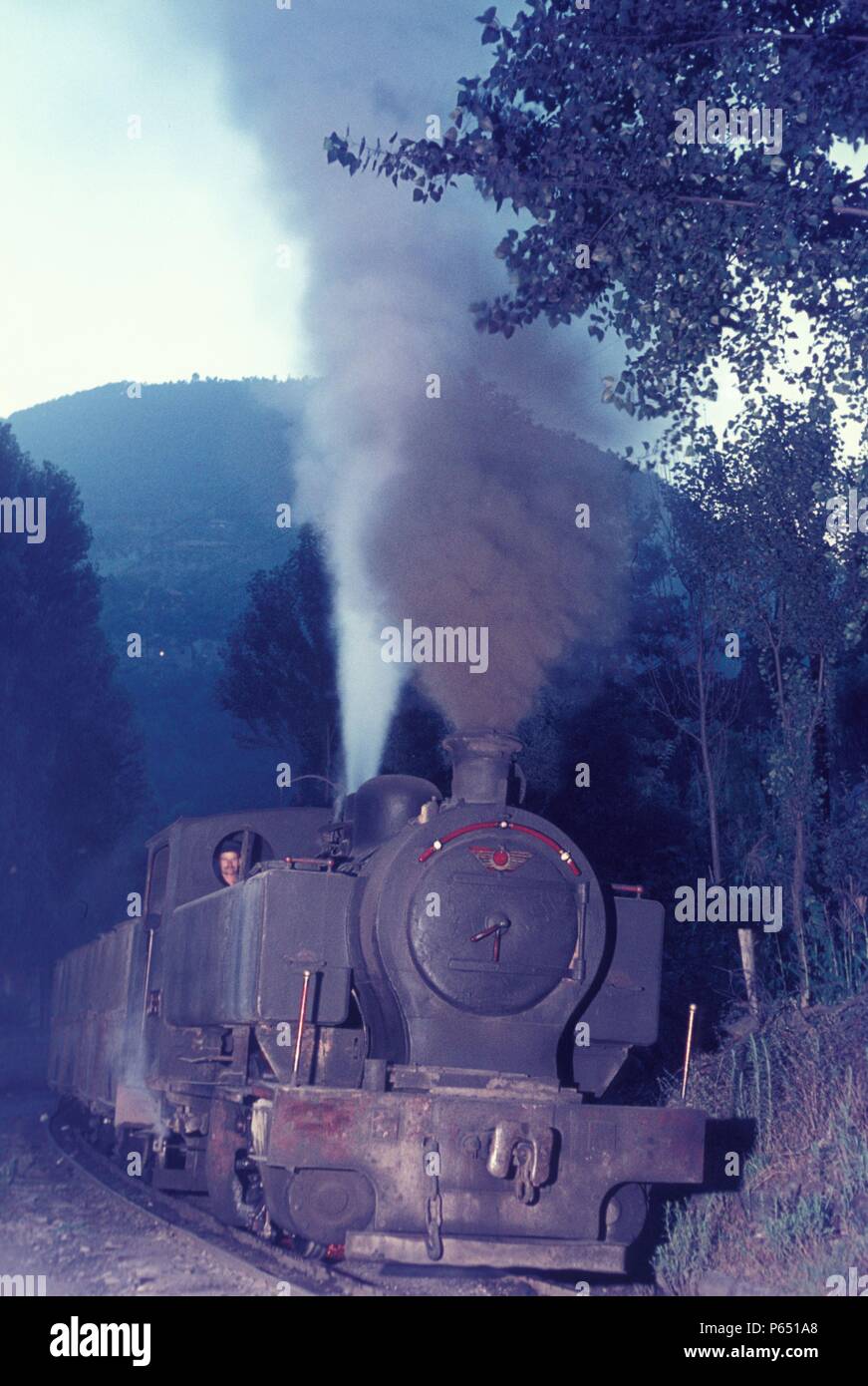 0 6 0t gauge hi-res stock photography and images - Alamy