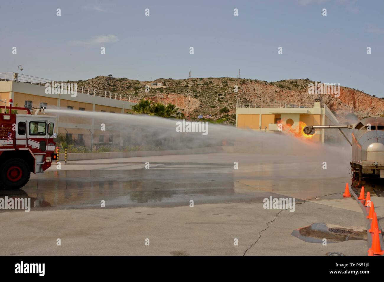 Mobile aircraft fire training device hi-res stock photography and ...