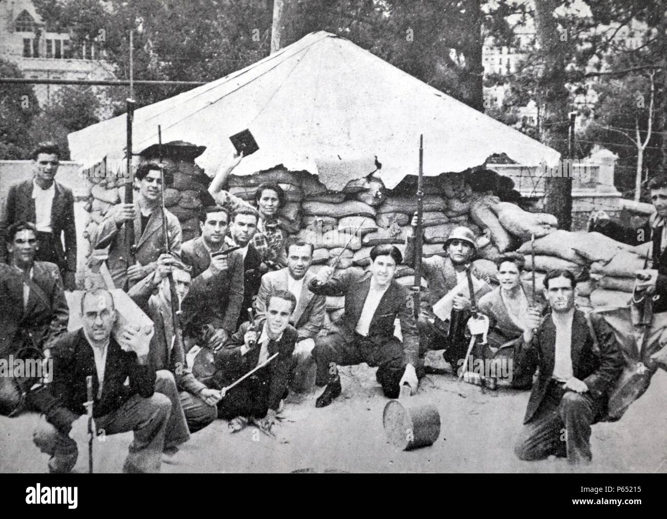 Republican soldiers during spanish civil hi-res stock photography and ...
