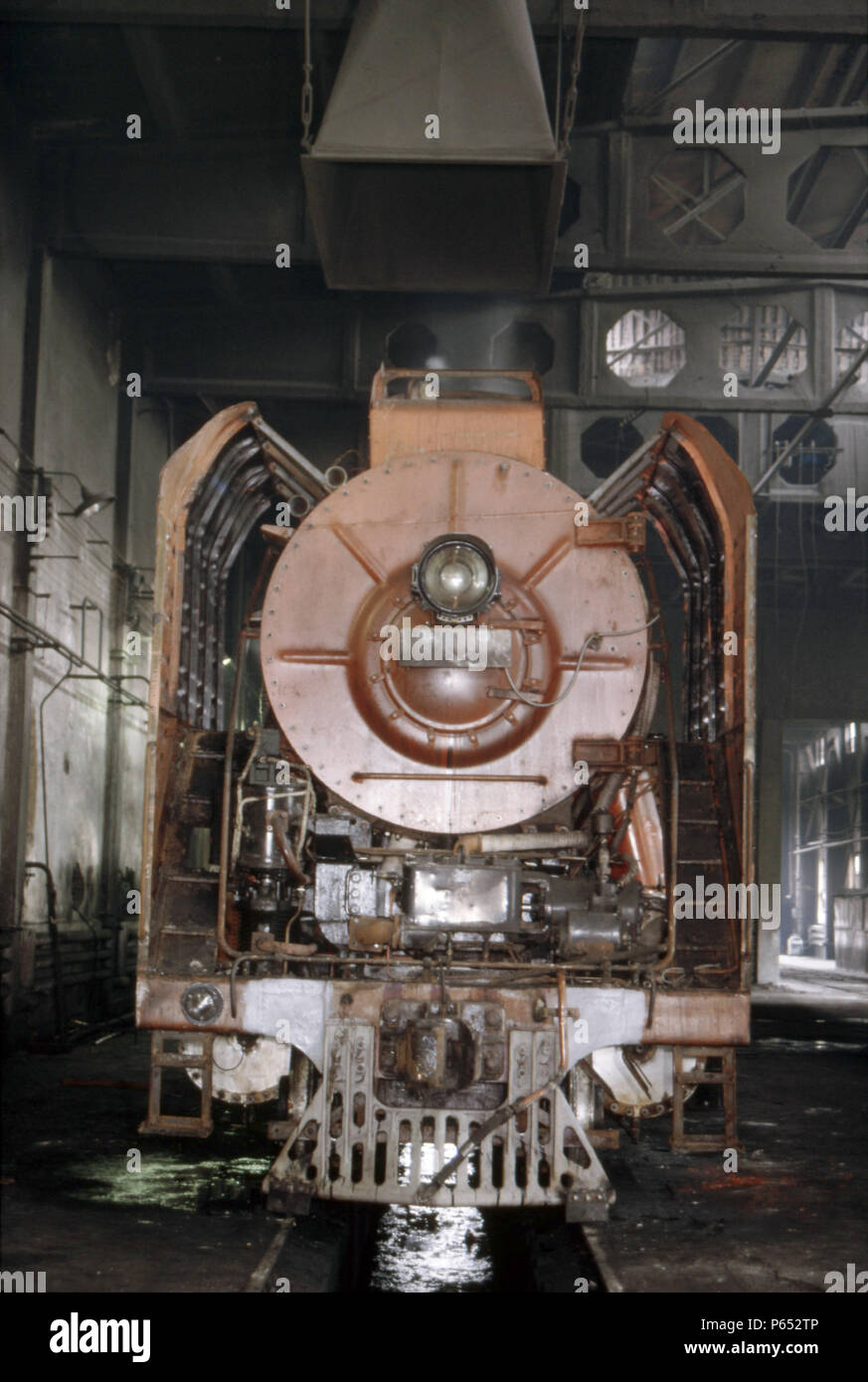 New China Railways QJ Class 2-10-2s decked in works primer undercoat at ...