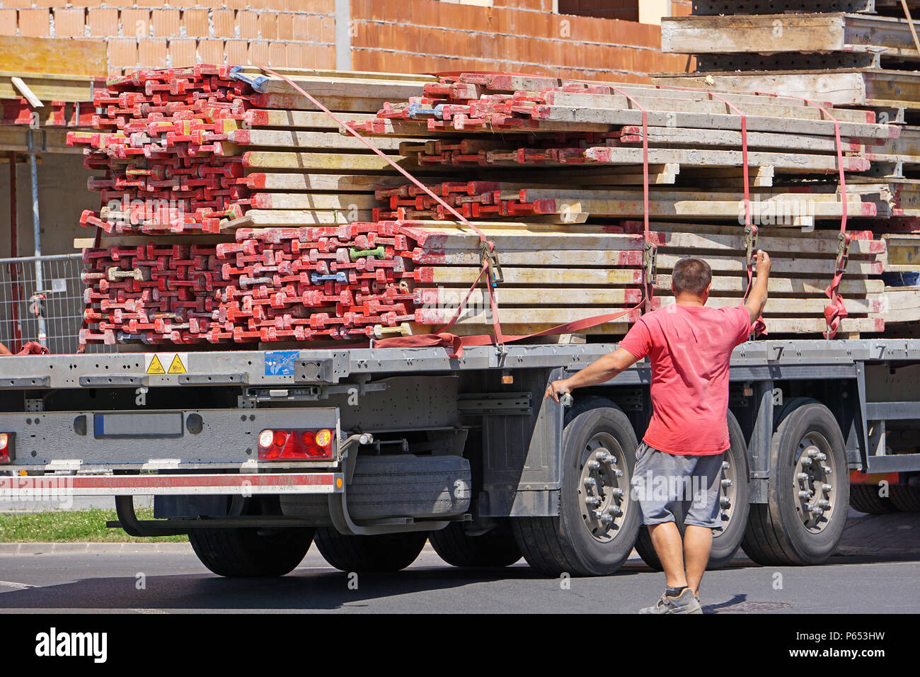 Class materials of construction hi-res stock photography and images - Alamy