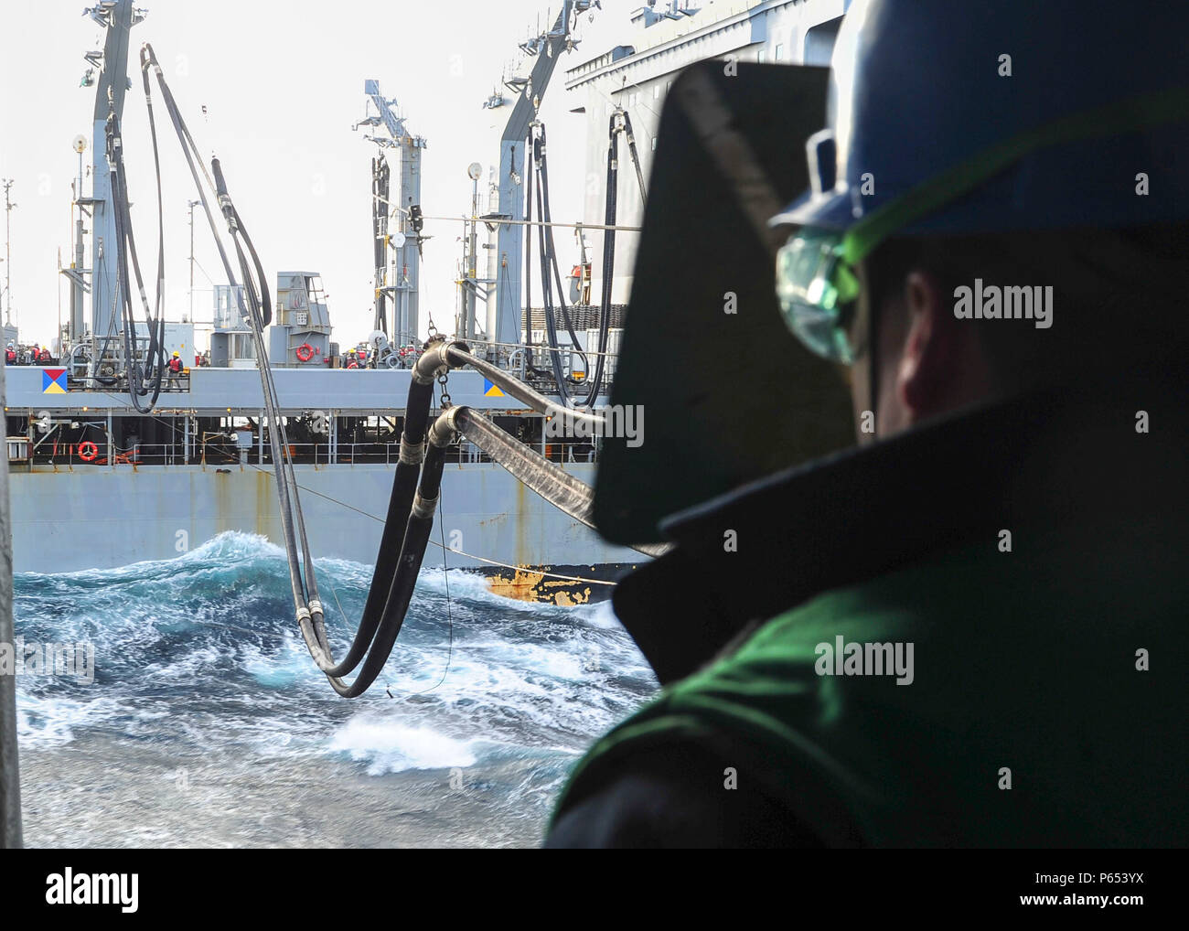 Signal paddle hi-res stock photography and images - Alamy