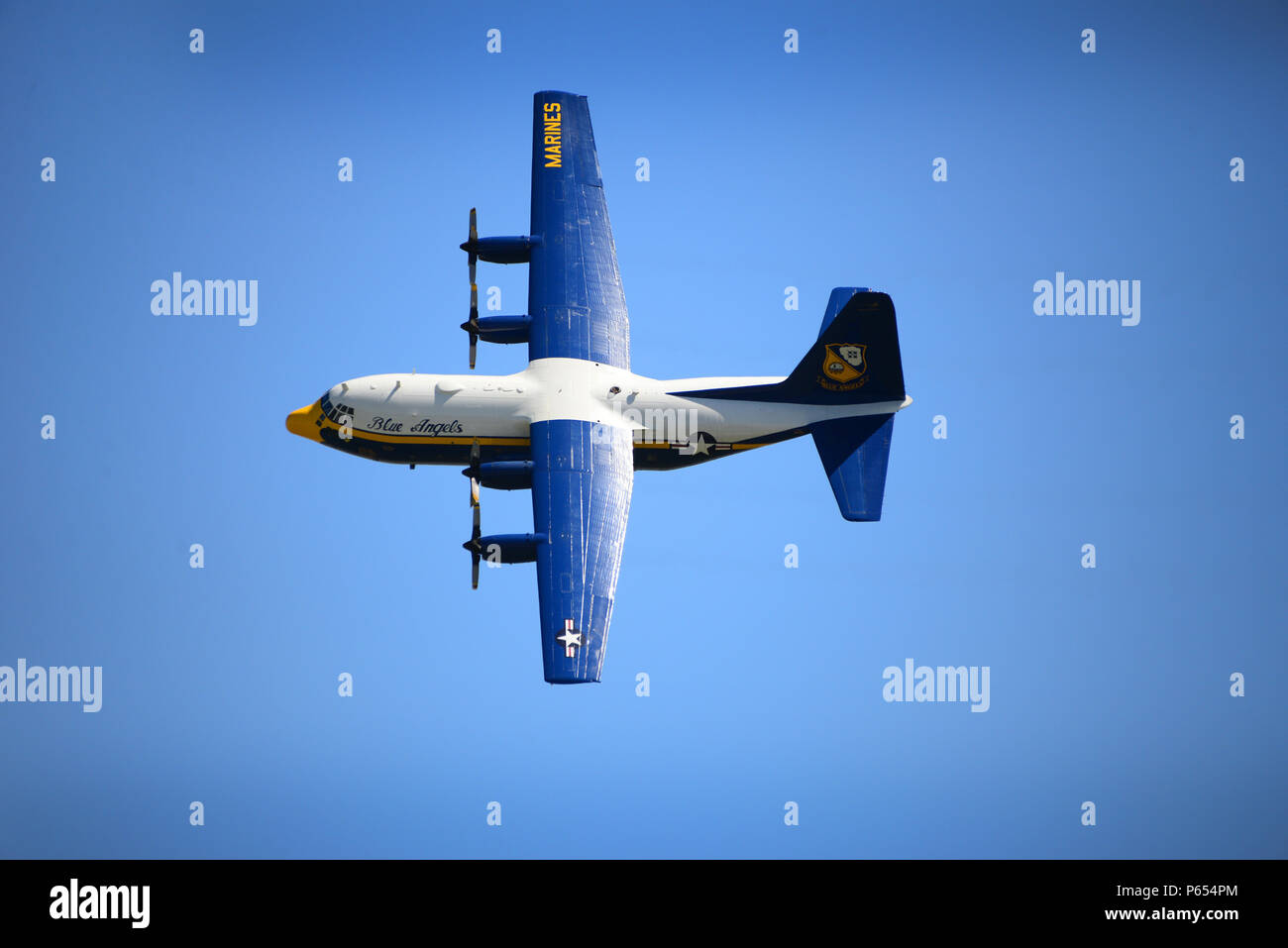 The U.S. Navy Blue Angels Flight Demonstration Team's -130 Hercules ...