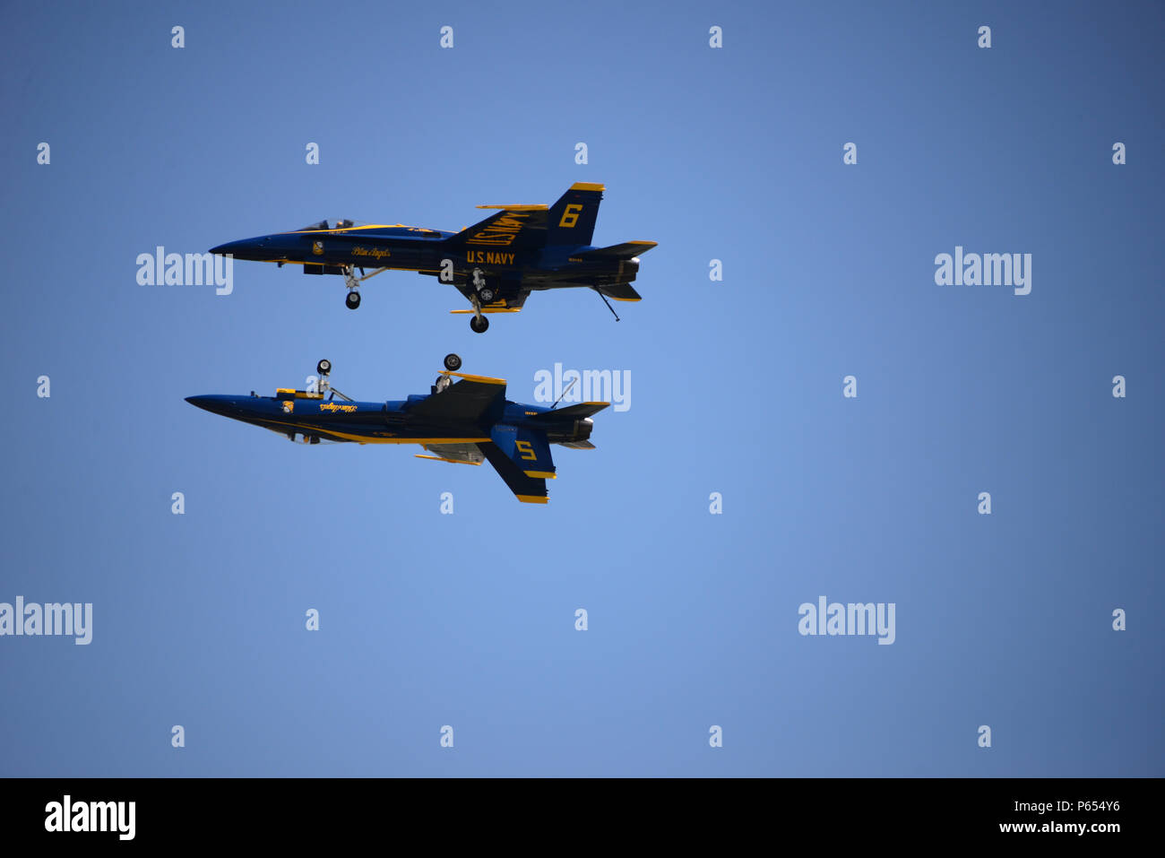 The U.S. Navy Blue Angels Flight Demonstration Team fly a formation ...