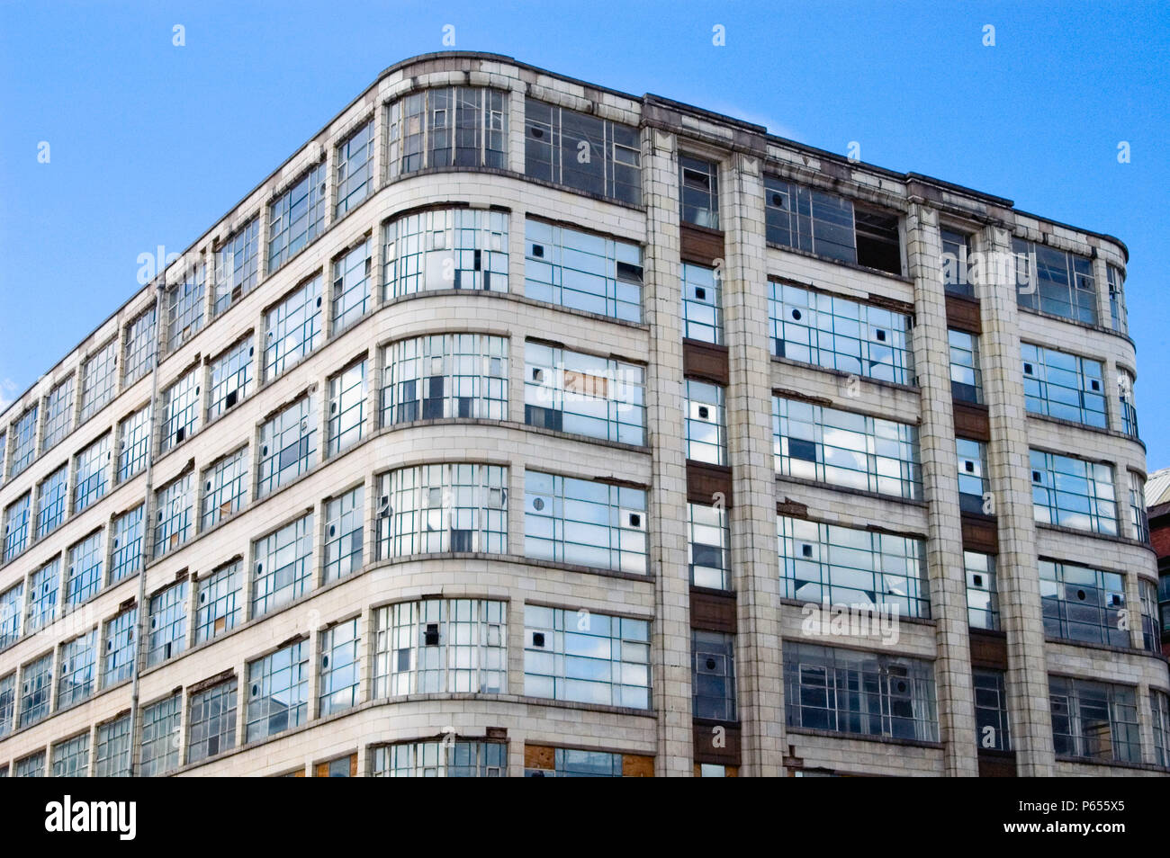 Art deco building architecture manchester hi-res stock photography and ...