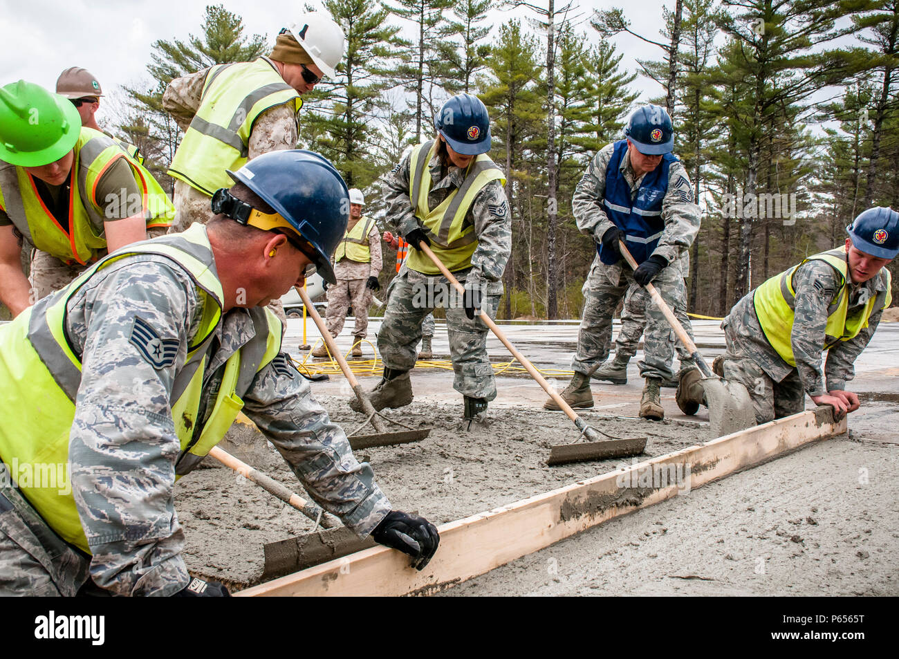 Time attack build hi-res stock photography and images - Alamy