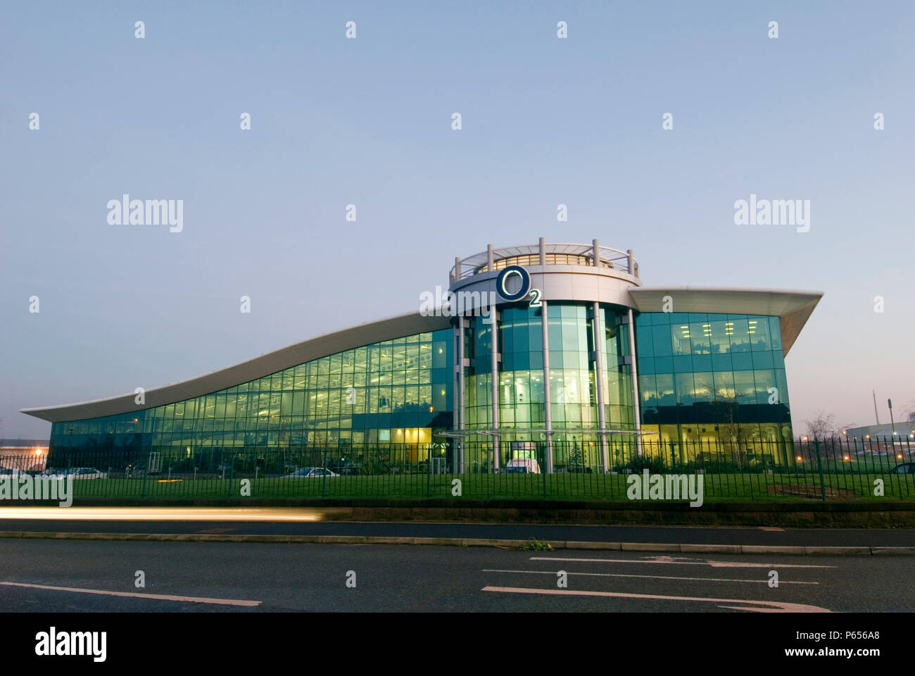 O2 Call Centre, Preston Brook, Warrington, Cheshire, UK Stock Photo - Alamy