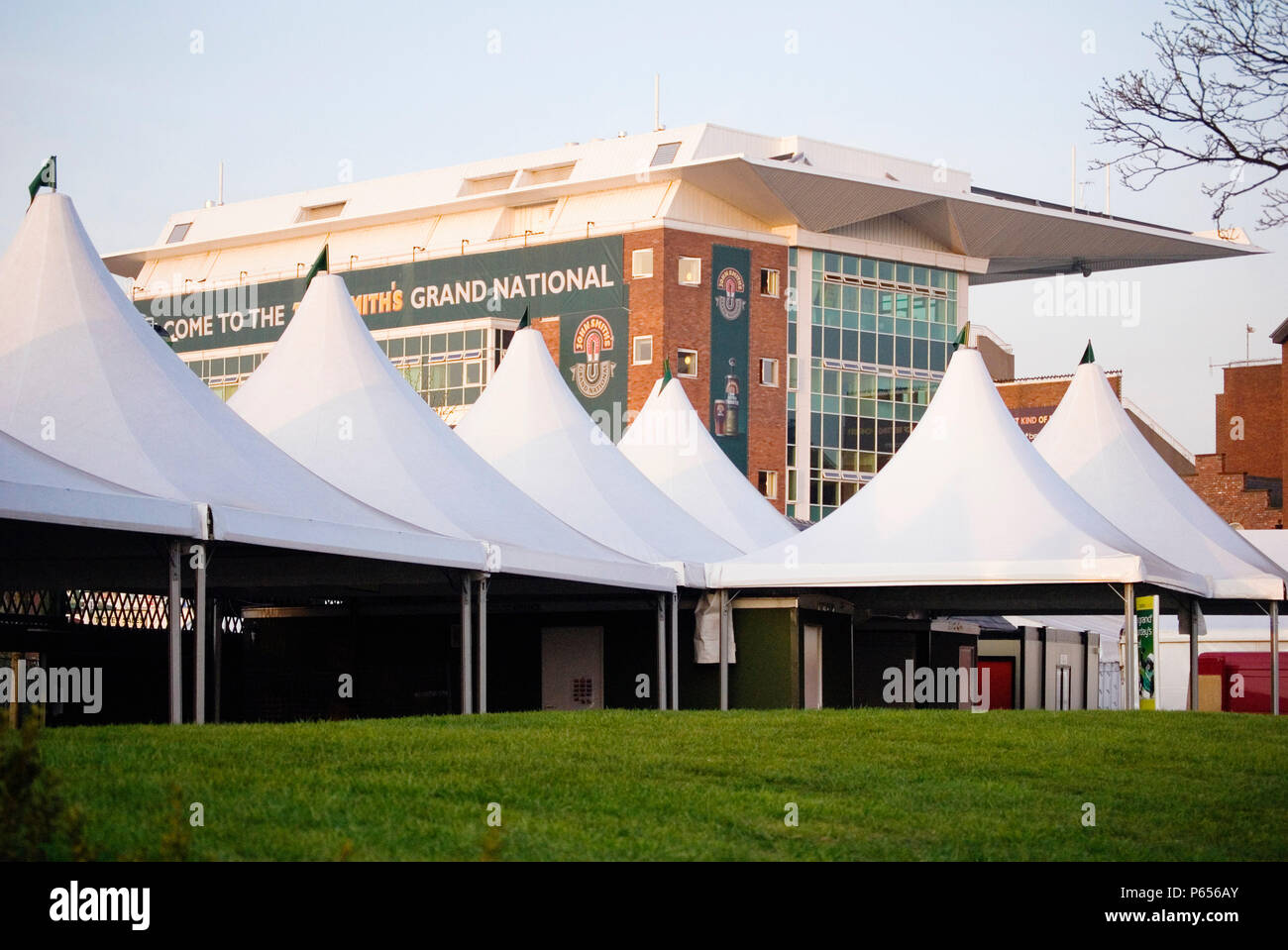 Princess royal stand hi-res stock photography and images - Alamy