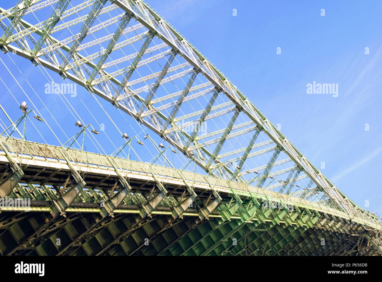 Runcorn bridges hi-res stock photography and images - Alamy