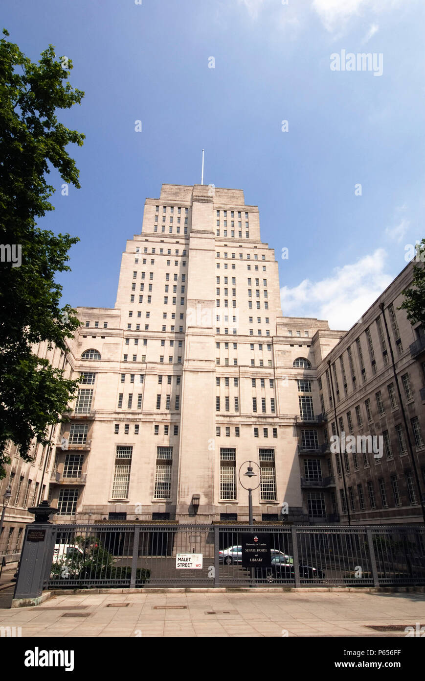 Senate house library london hi-res stock photography and images - Alamy