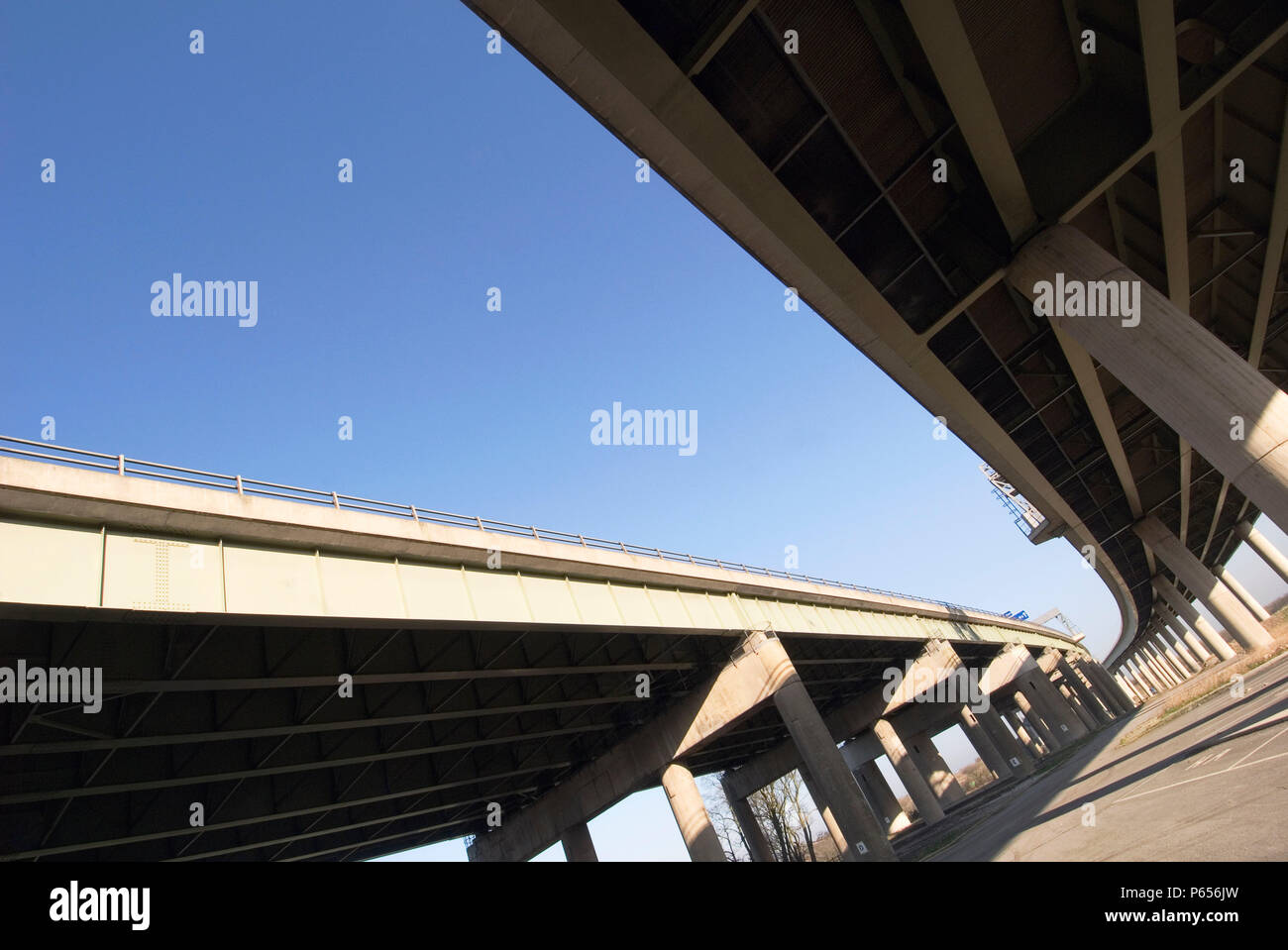 Underneath Thelwall (M6 Motorway) Viaduct, Thelwall, Warrington ...